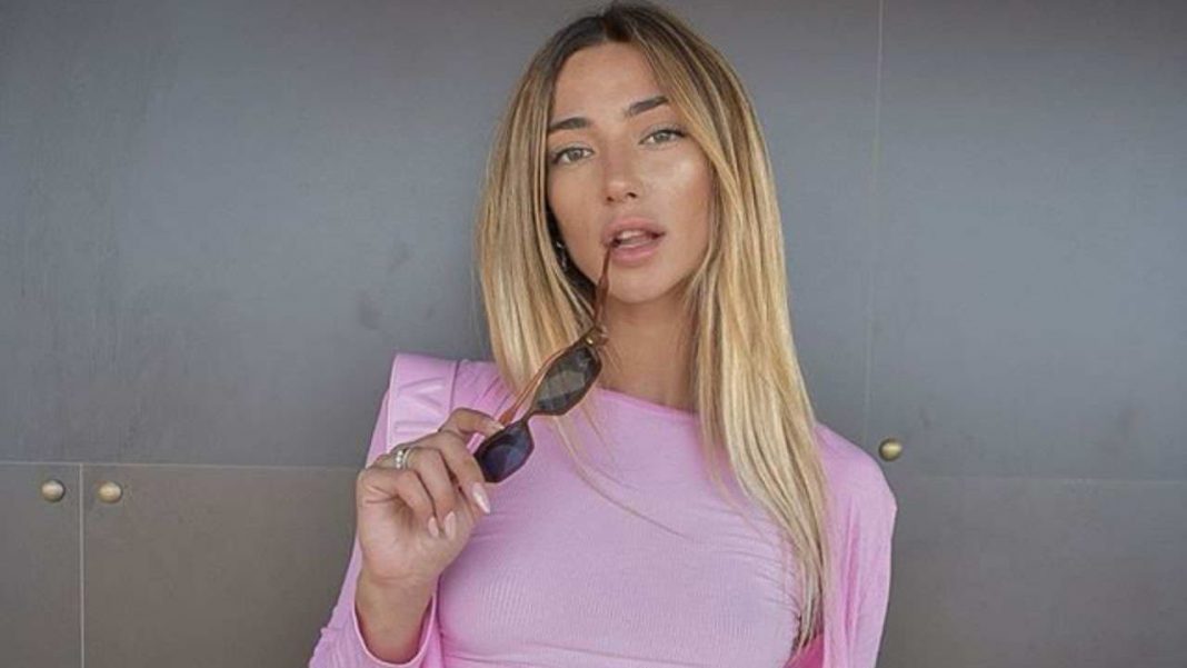 Soleil Sorge, gli scatti in bikini sono da urlo: l'ex gieffina in forma mozzafiato - Gossip ...